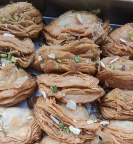 Chaina Ram Desi Ghee Samosa Gujiya - Old Delhi Food Online